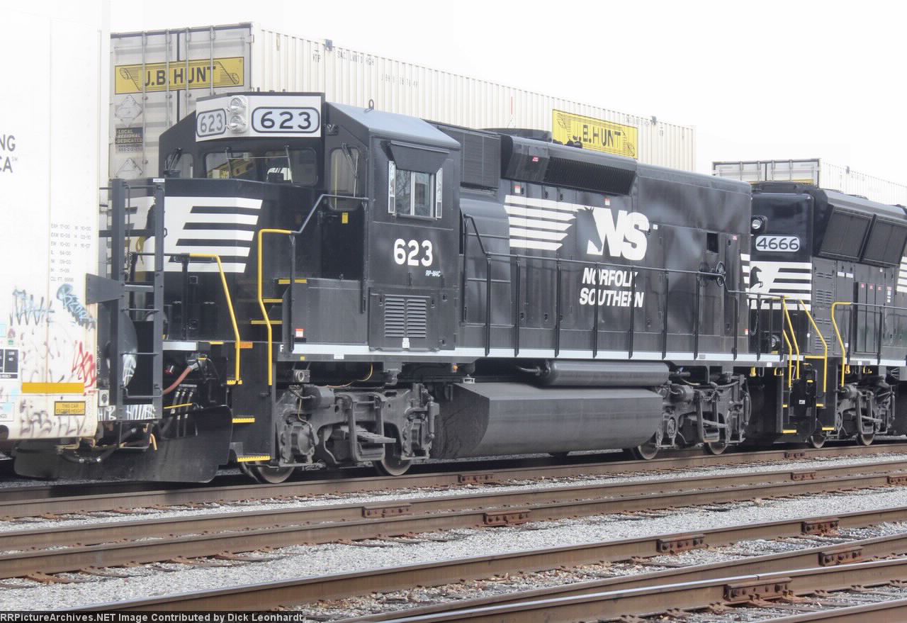 NS 623